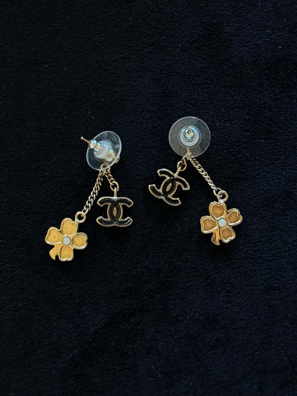 Chanel Black Camelli Drop earrings – LuxLoop